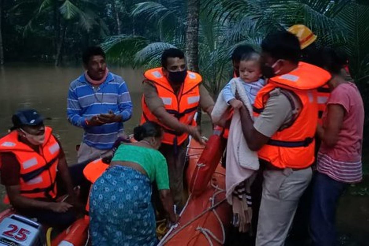 Army pressed in for rescue ops as 4 north Karnataka districts reel ...