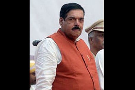 Karnataka Excise Minister demands bigger SUV for 'back pain' relief