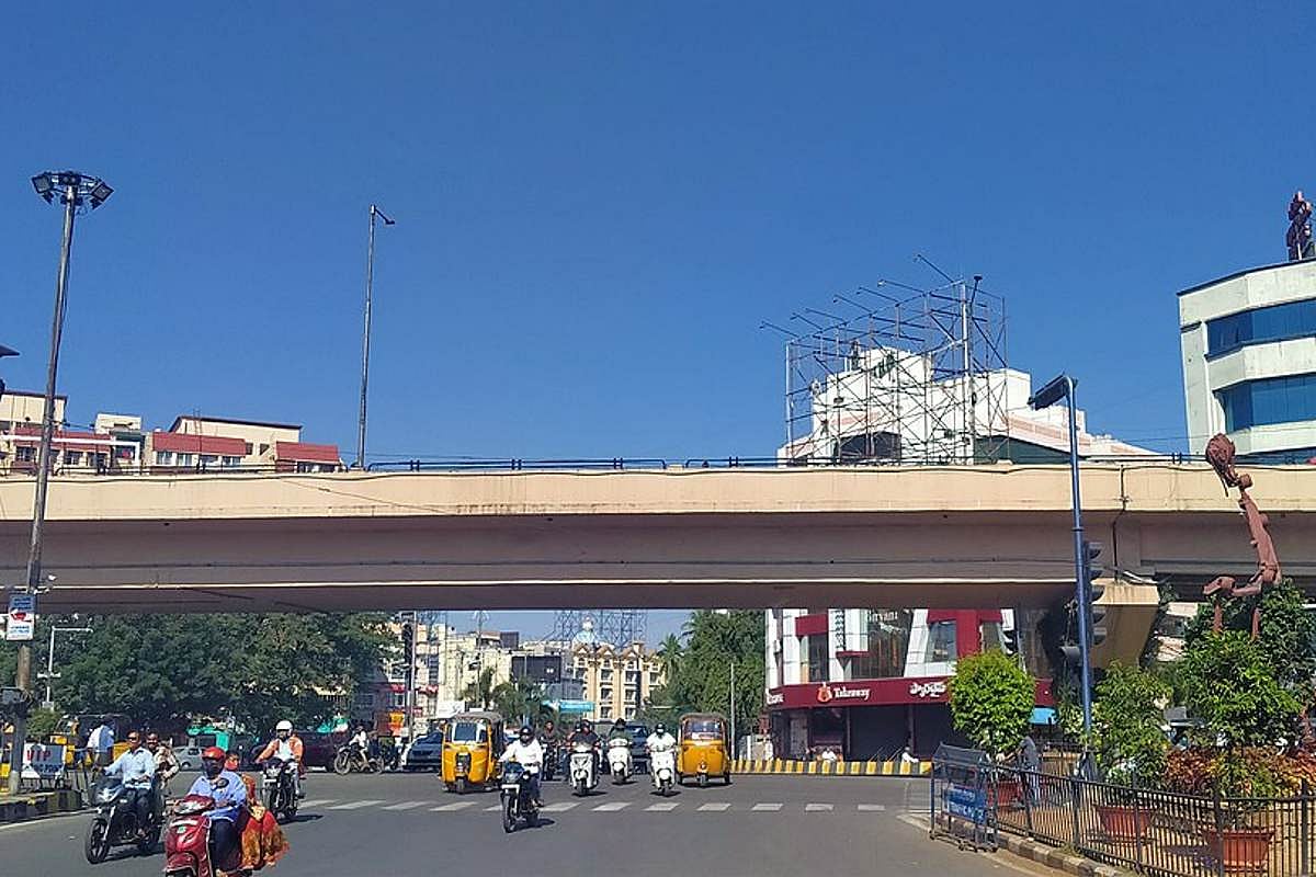 Hyderabad police announce traffic diversions for Eid prayers on May 3 ...