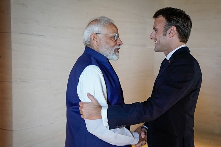 G20 summit: PM Modi holds talks with French president Macron on defence ...
