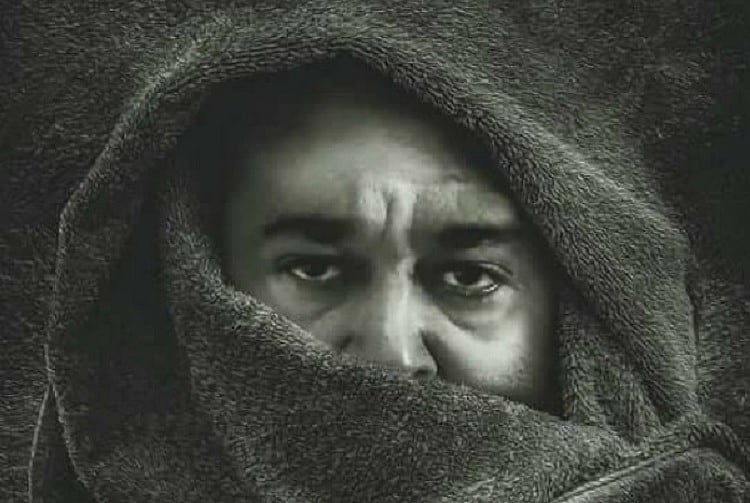 Mohanlal introduces Manickyan from 'Odiyan'