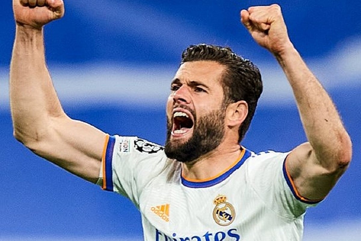Nacho Fernandez signs new Real Madrid deal