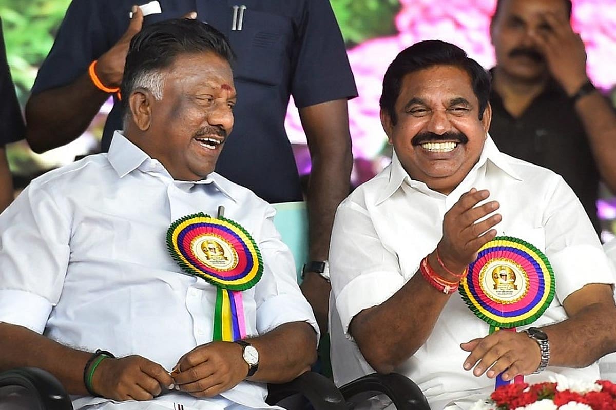 AIADMK's succession war gets rancorous, no rapprochement in the offing