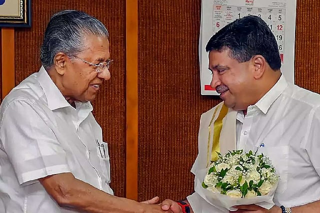 Tamil Nadu IT Minister PTR visits Kerala to study KFON project