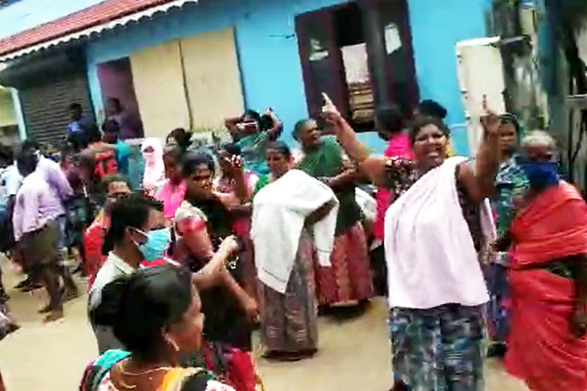 Residents in Kerala’s Poonthura protest restrictions, govt to address ...