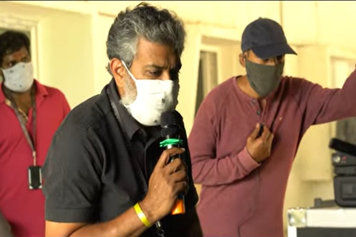 Team ‘RRR’ shares video of cast and crew shivering at midnight shoot