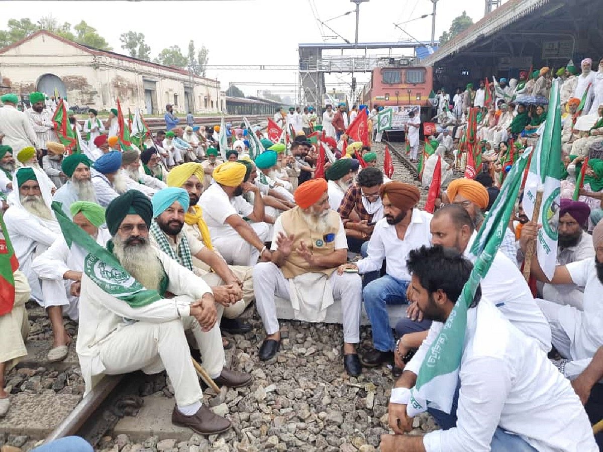 Train services hit in Punjab, Haryana, UP, Rajasthan as farmers stage ...