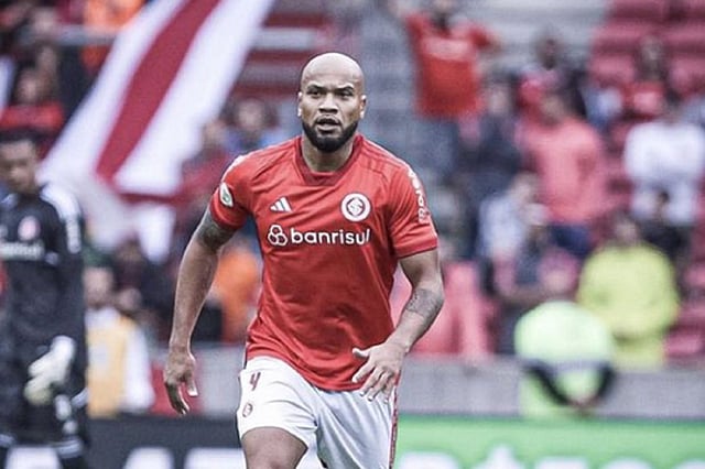 Football: Internacional's Moledo suspended after positive doping test