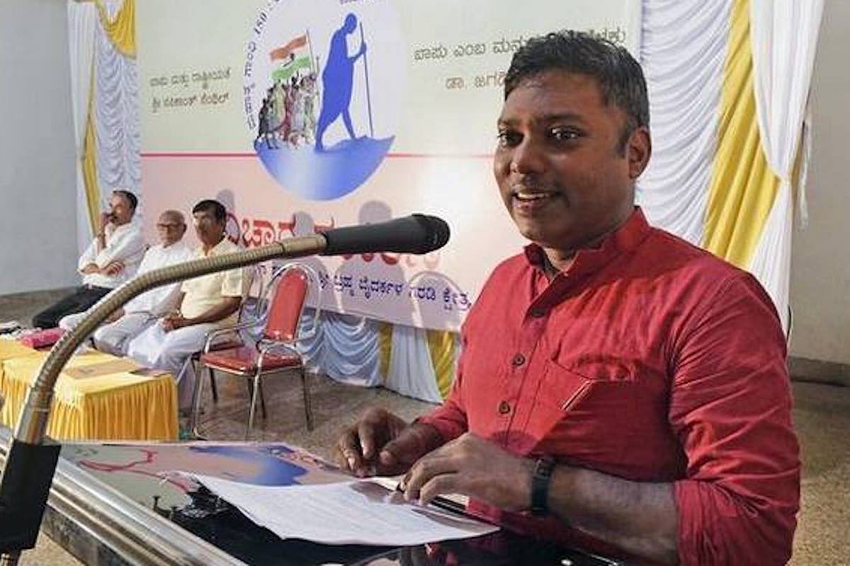 Former IAS officer Sashikanth Senthil to join Congress in TN