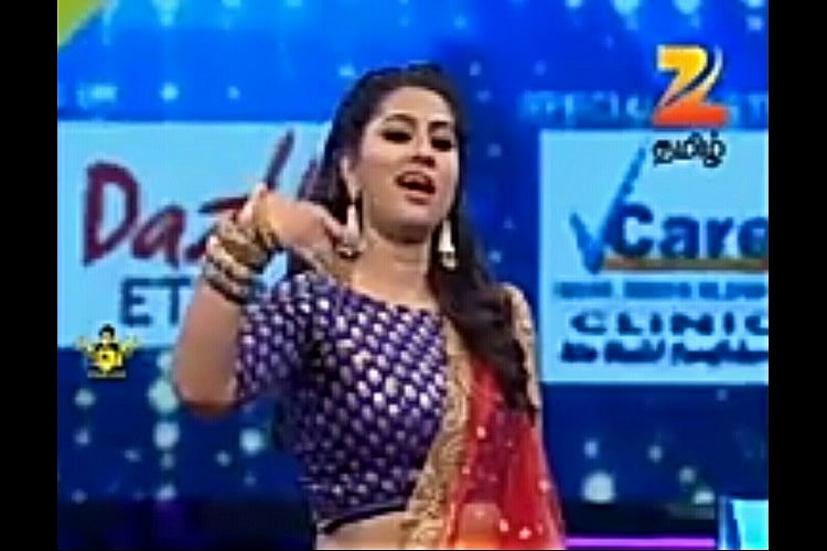 Actor Sneha does the Kabali da dialogue and nails it!