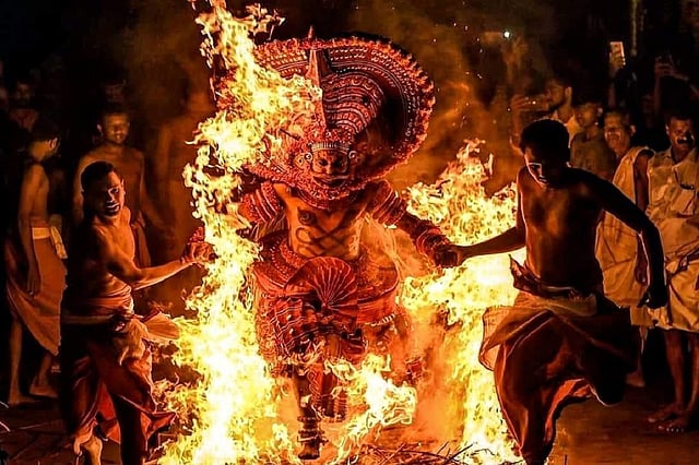 Kerala: 14-yr-old performs Theyyam, runs on fire, parent and organiser ...