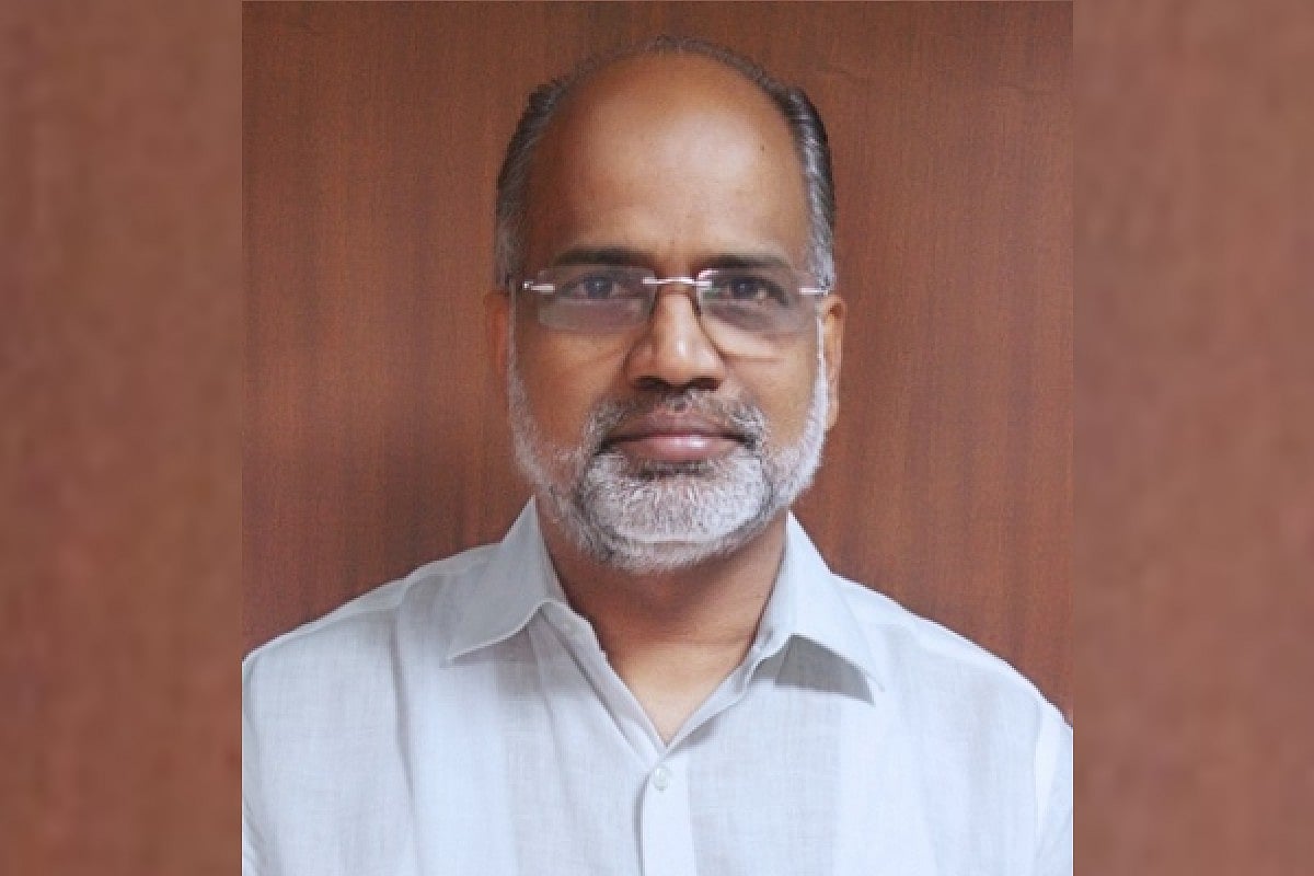Kerala IAS, IPS officers barred from accepting private awards without ...