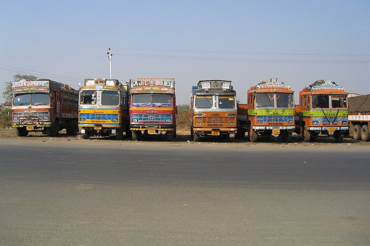 Bengaluru-based Vahak aims to transform road logistics sector using ...
