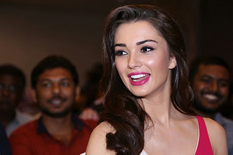 Amy Jackson to debut in Kannada film industry