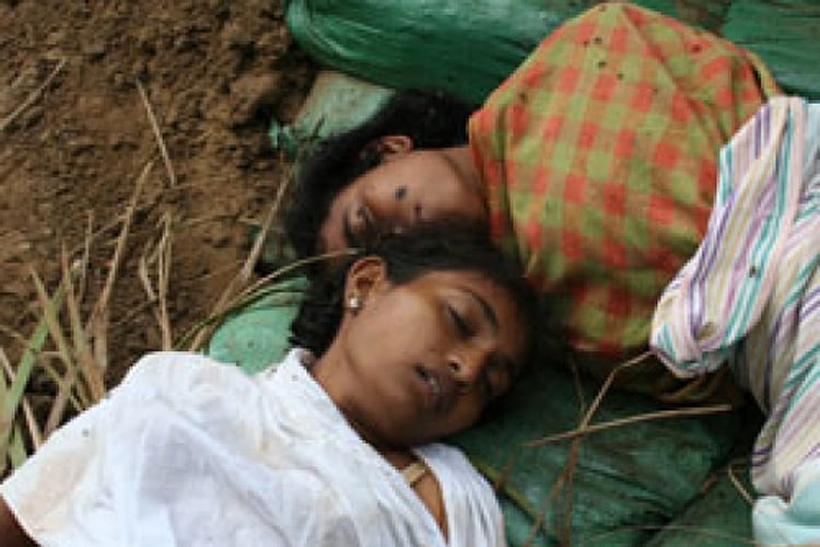 LTTE news presenter Isaipriya was captured alive, executed, body ...