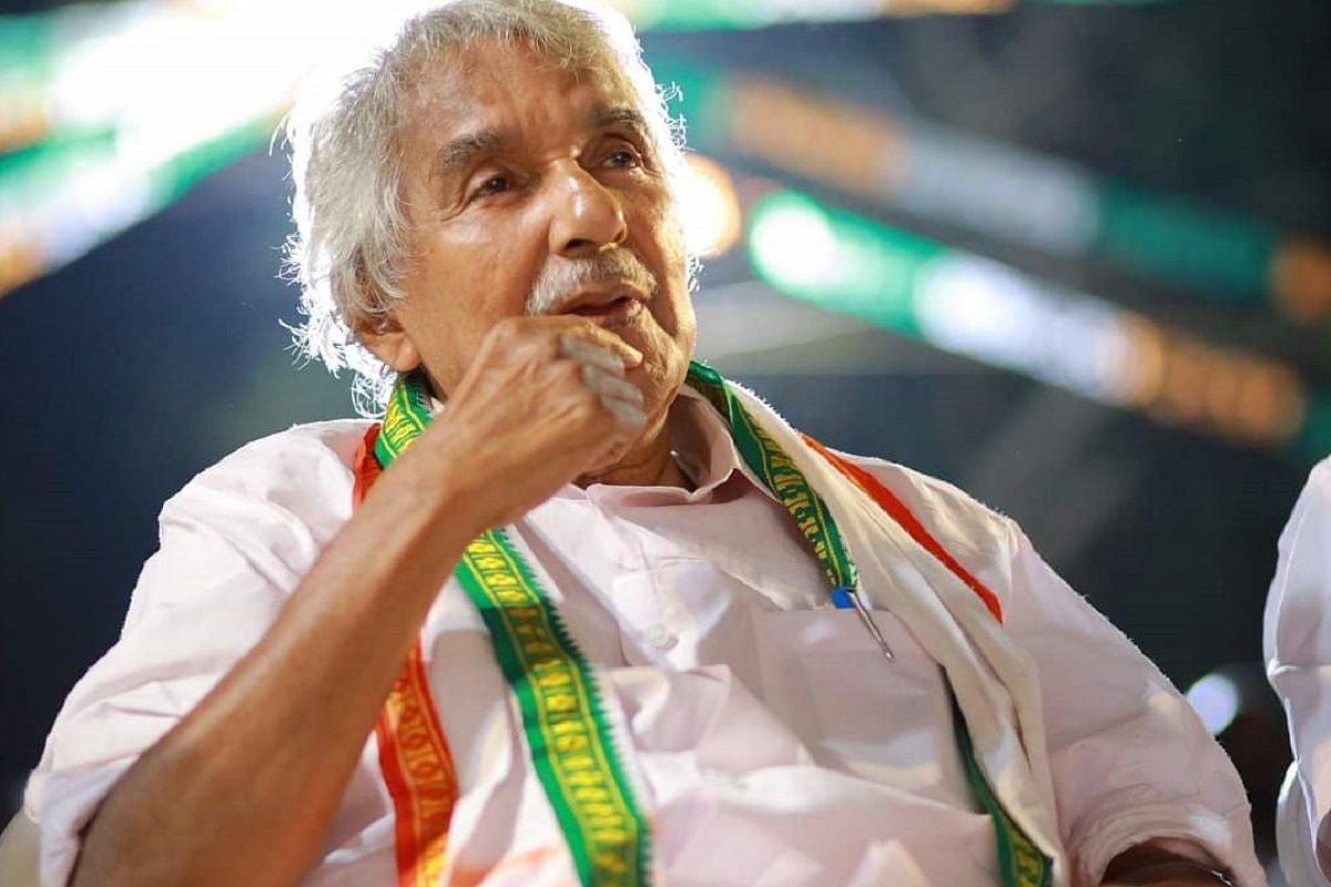 A quintessential man of the masses: Oommen Chandy is no more