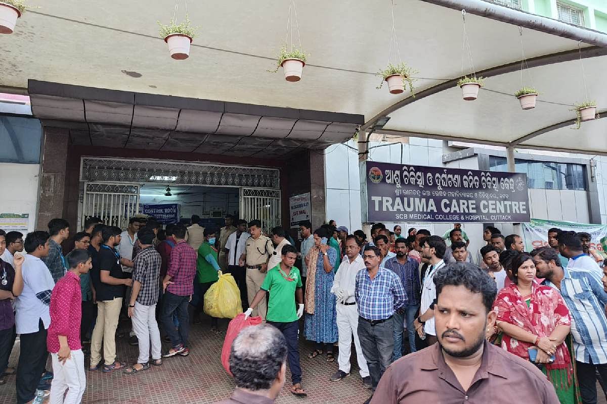 Ground Report: 177 passengers under treatment in Cuttack