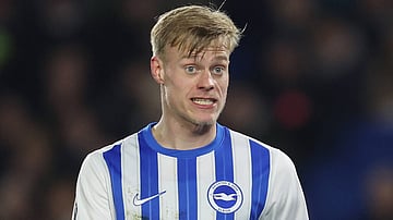 'Jan Paul van Hecke to earn massive bonuses' at Tottenham amid ...