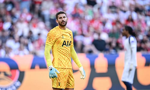 Tottenham could be offered deal of a lifetime as Guglielmo Vicario exit ...