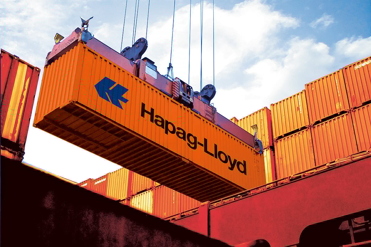 Hapag-Lloyd Orders 150,000 TEU of Standard and Reefer Containers