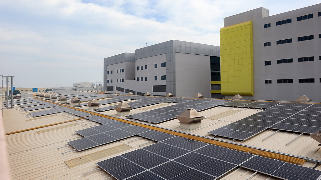 GAC Bahrain Completes Solar-Powered Warehouse Project