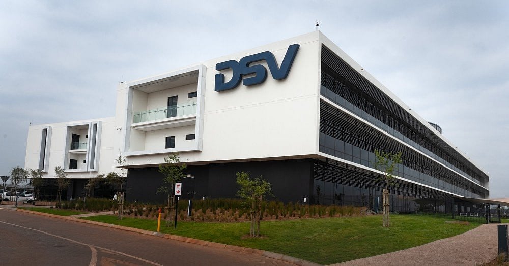 DSV Reports 35% Decline in Revenues for H1 2023