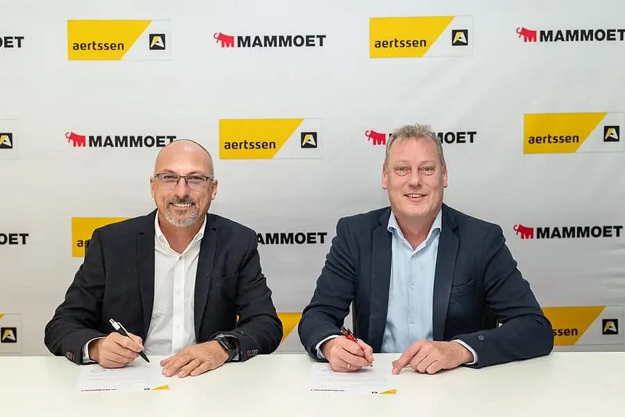 Mammoet and AMS Partner Heavy Lifting and Transport Solutions in Qatar