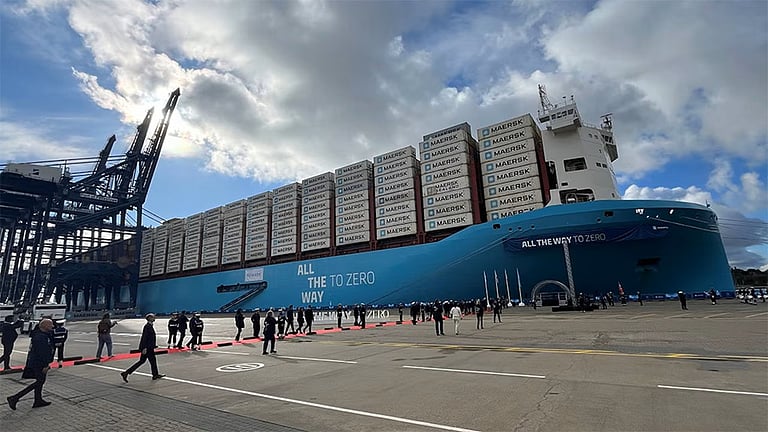Maersk Names Dual-Fuel Methanol Vessel 'Adrian Mærsk'