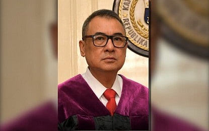 CJ Gesmundo receives honorary law degree