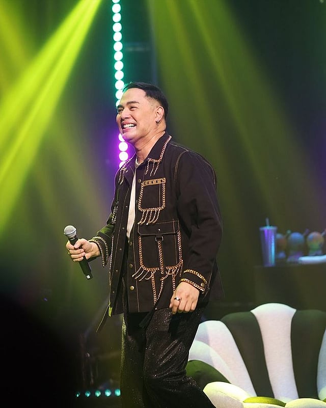 Former manager takes a swipe at Jed Madela