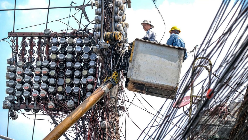 Meralco rates slightly up
