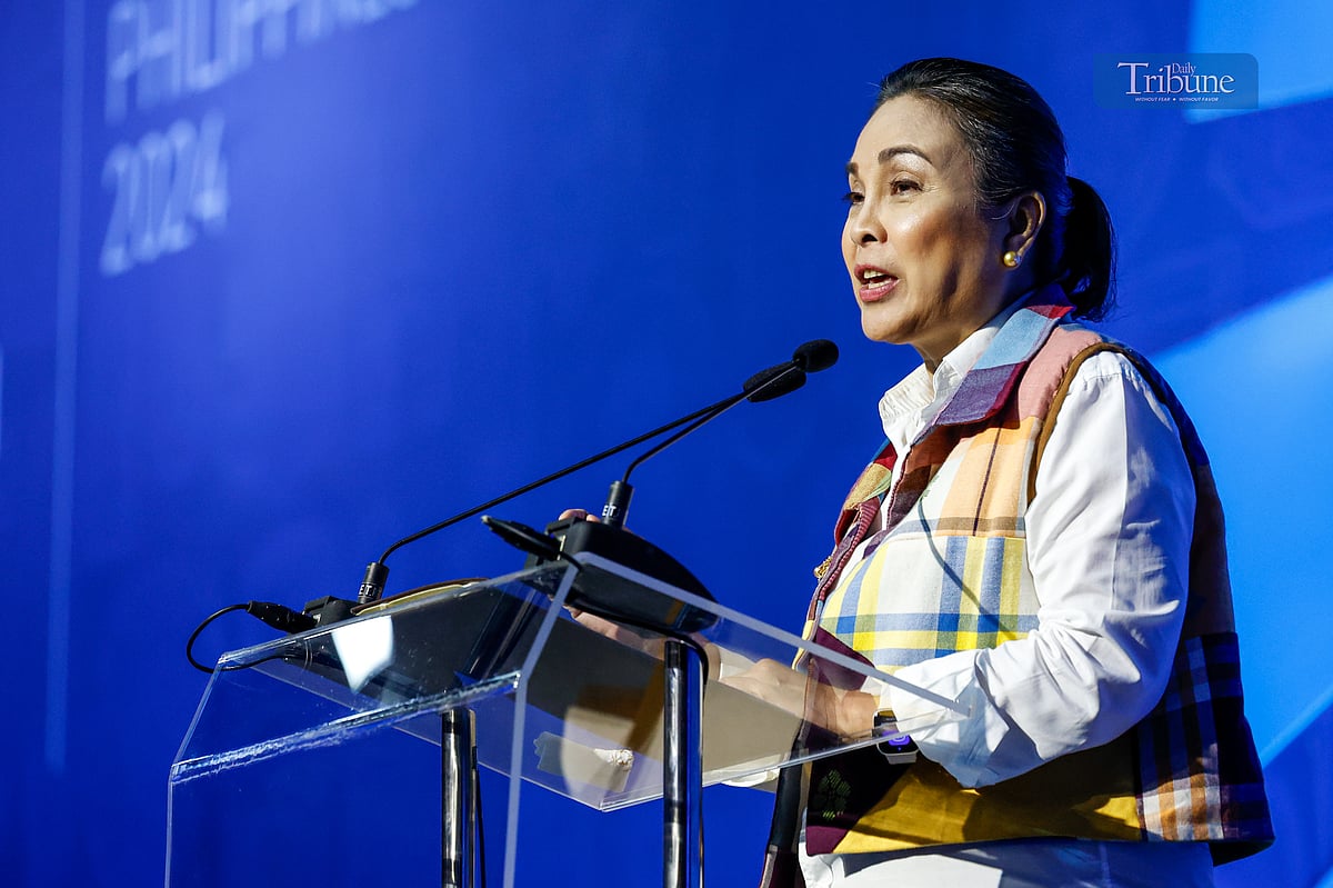 Senator Legarda announces P10K edu assistance for Antique students