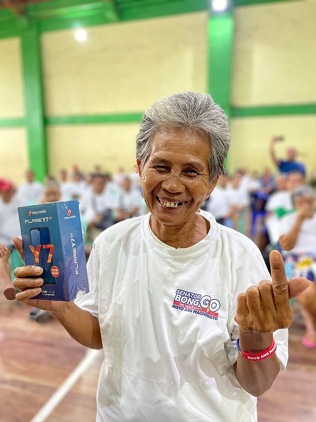 Bong Go Supports Marginalized Filipinos in Cebu City