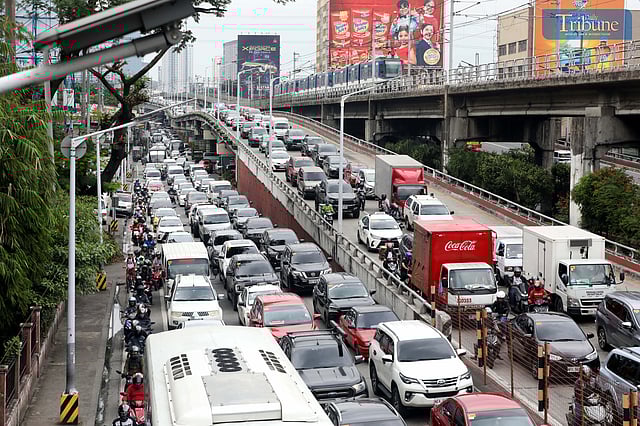 EDSA heavy traffic