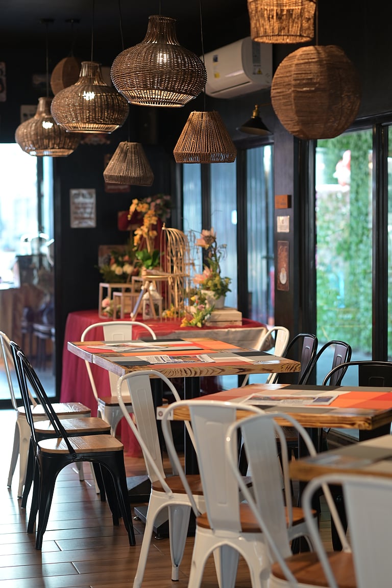 Brews and Babes Bistro: New Lifestyle Hub Opens in Valenzuela