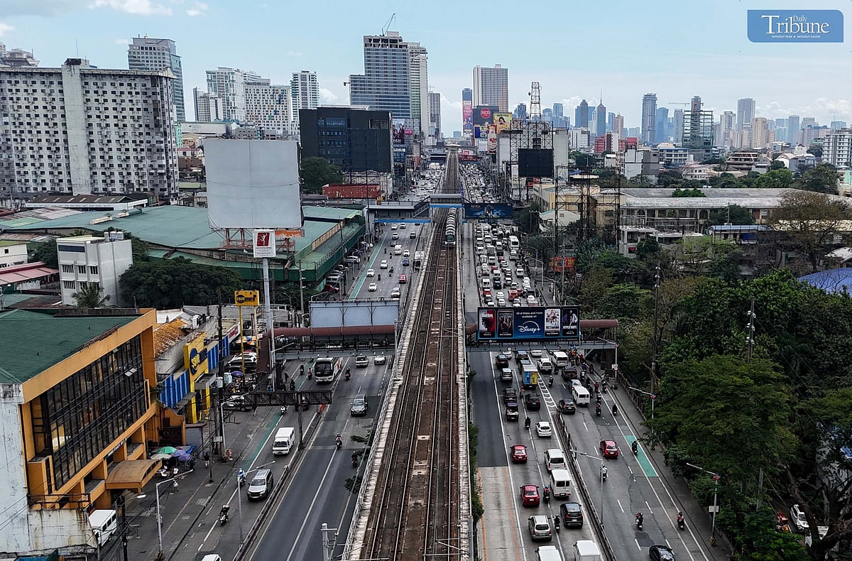 Full EDSA rebuild planned with new pavement tech — Bonoan
