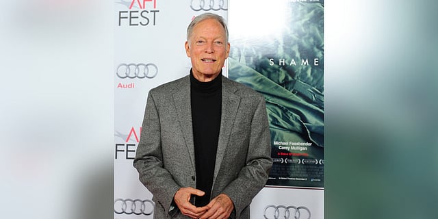 Richard Chamberlain, both heartthrob and serious actor, dies at 90
