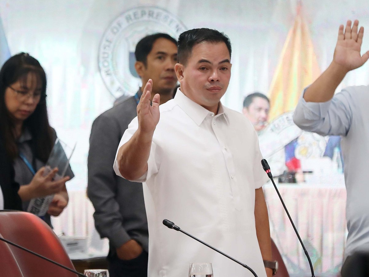 Self-Confessed Drug Lord Kerwin Espinosa Shot While Campaigning for Albuera Mayor