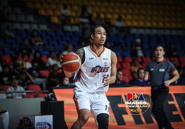 Meralco Eyes Rebound vs Phoenix; Converge, Blackwater Clash in PBA Sunday Showdown