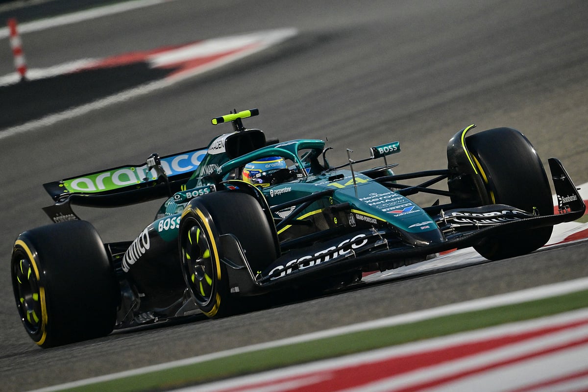 Aston Martin sells F1 stake