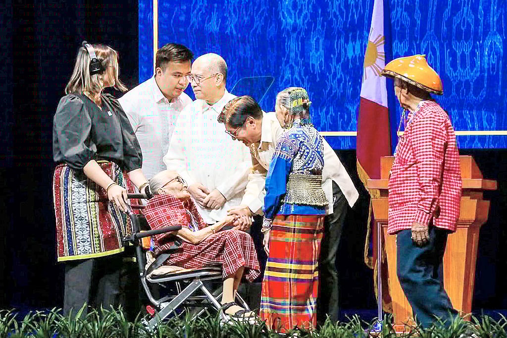 Honoring Pinoy icons underpins progress