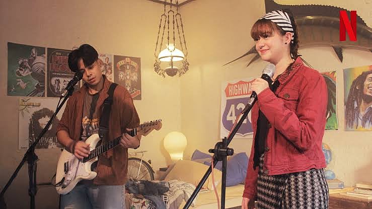 ‘One Hit Wonder’ cast brings music and heart to Netflix’s ’90s drama