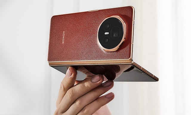 Honor unveils AI phone, tablet