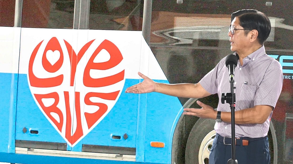 First Couple, Cabinet execs relaunch iconic ‘Love Bus’