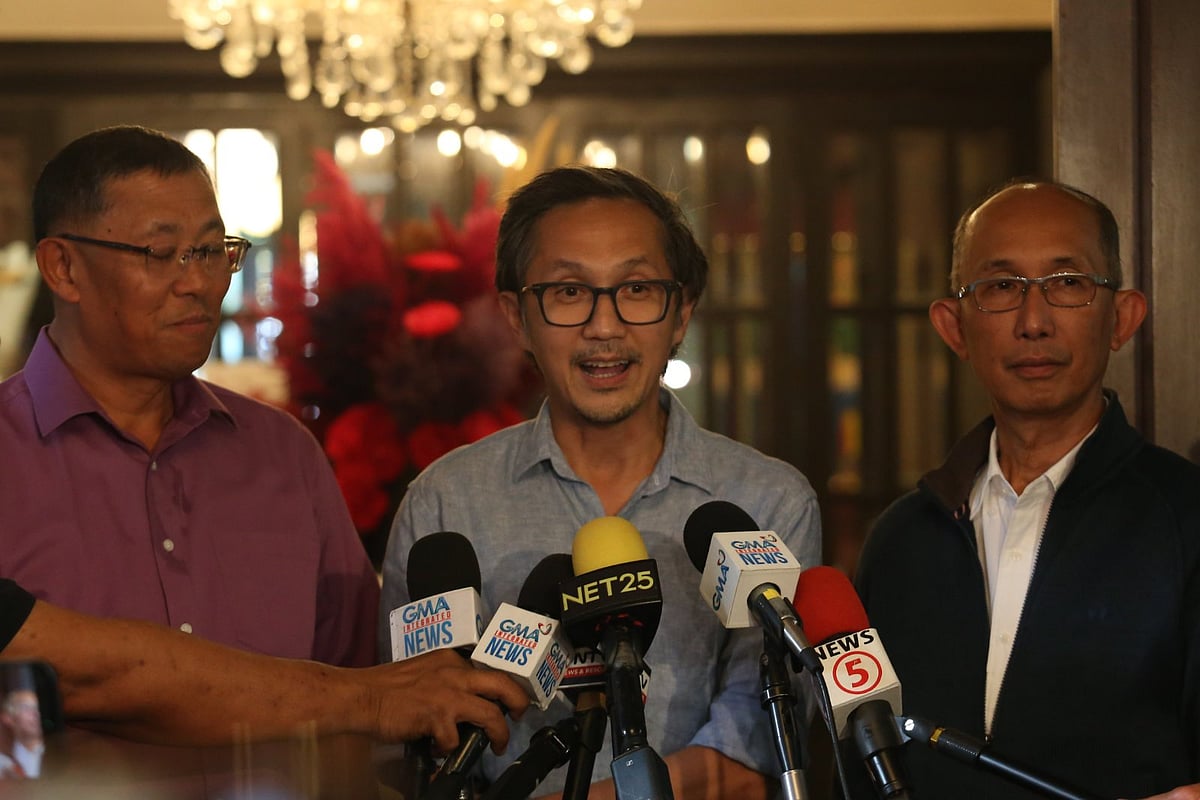 Dizon meets with Azurin, Magalong