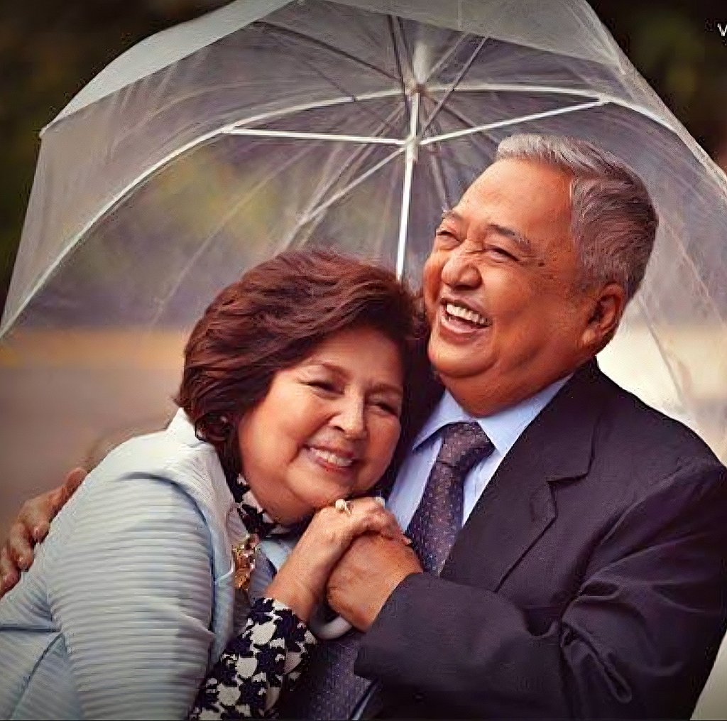 From ‘Sena-Tongs’ to socmed ‘receipts’