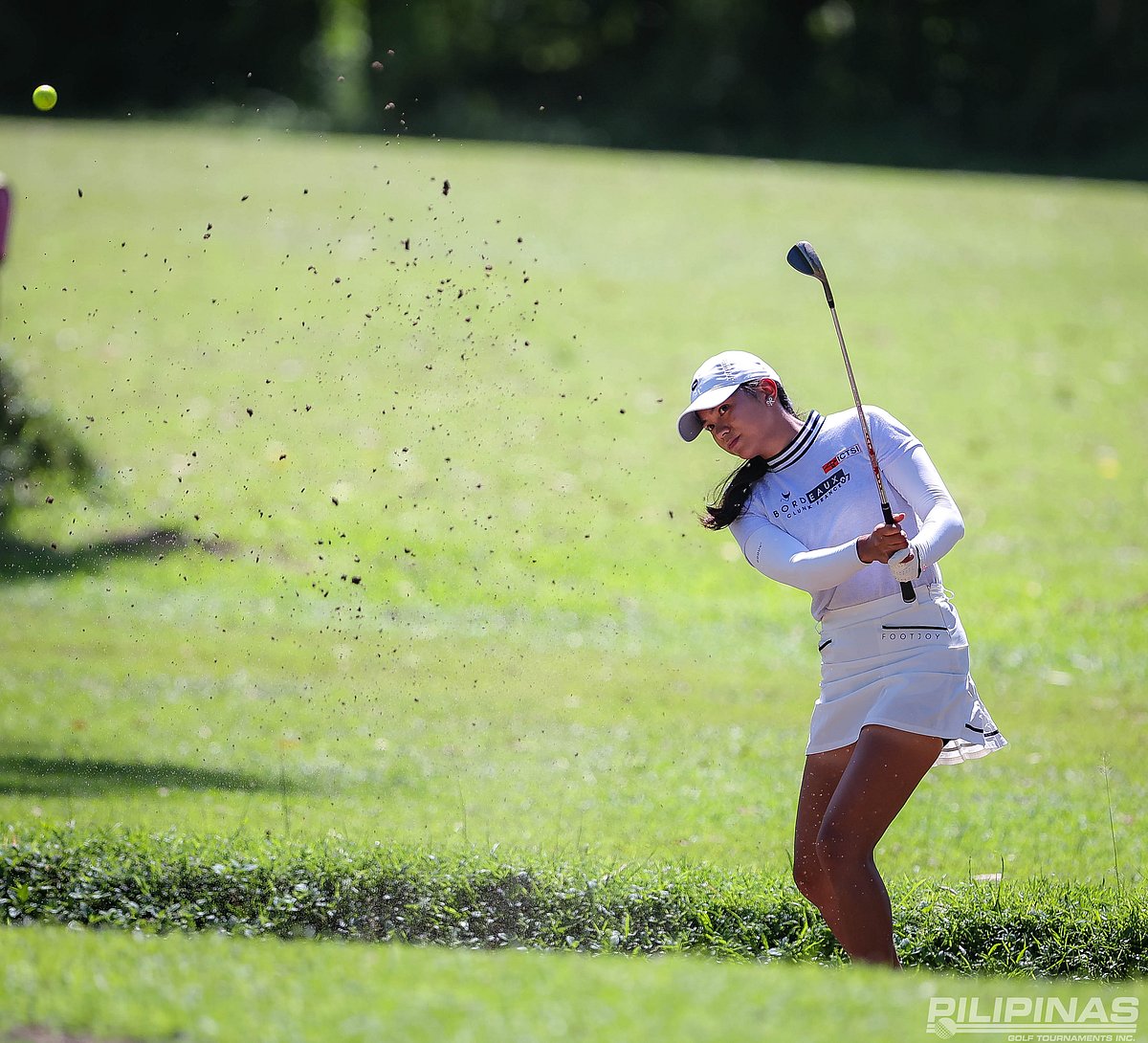Uy faces solid Del Monte field