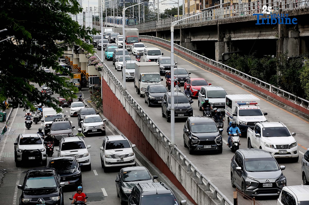 Heavy traffic along Edsa Southbound as MMDA implements measures