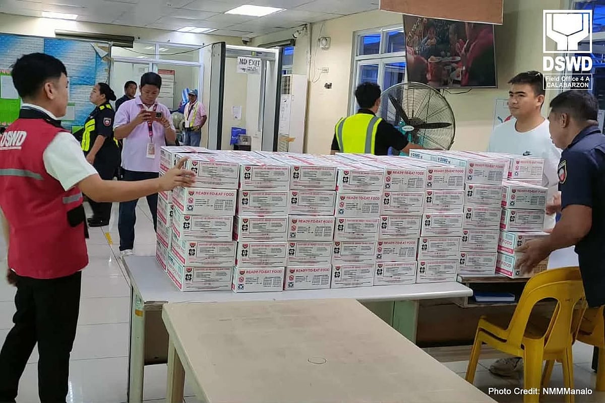 DSWD rolls out RTE food boxes to passengers stranded by #VerbenaPH