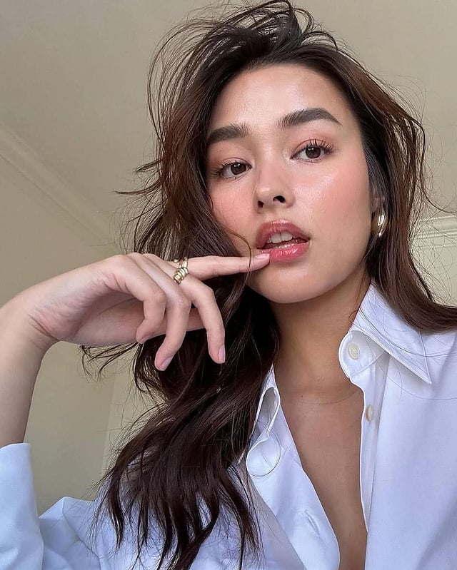 Liza Soberano draws flak for pricey merchandise
